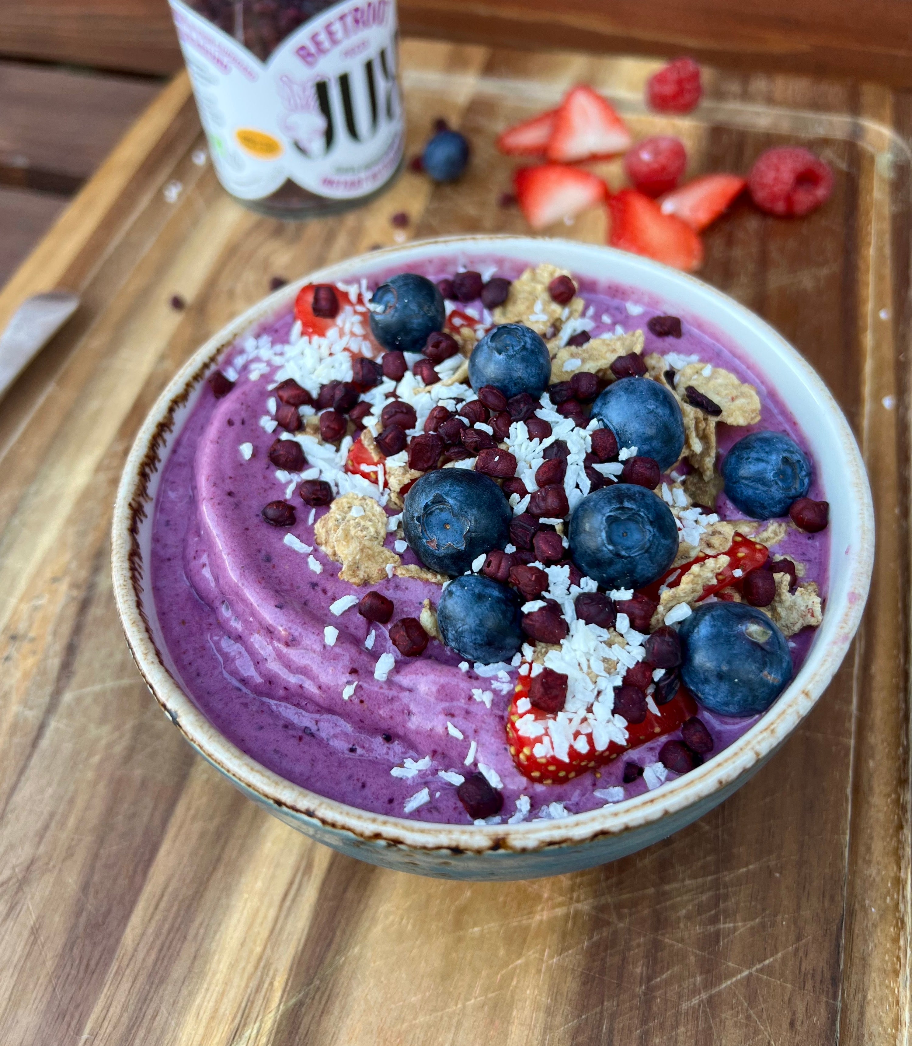5 Minute Meals: Powerful Protein Smoothie Bowl – JUX Food
